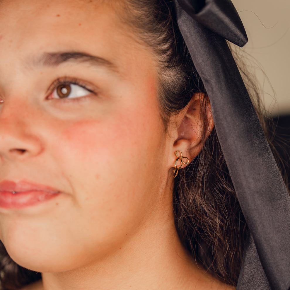 Dainty Bow Stud Earrings – Oh Clementine